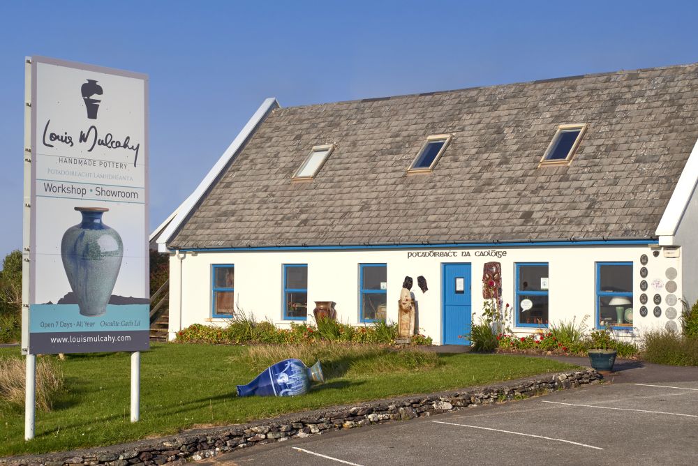Louis Mulcahy Pottery